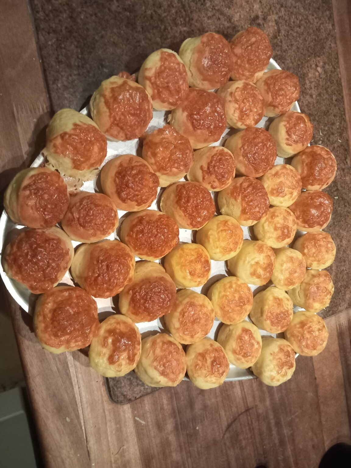 Ma esti pihe puha sajtos pogácsa sütés 😋 – Közösségi Receptek